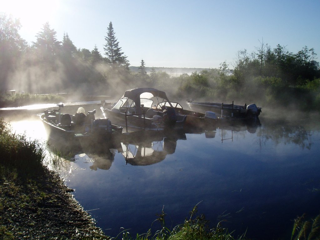 misty-Eagle-Lake-sunrise | Hiawatha Lodge & Inn